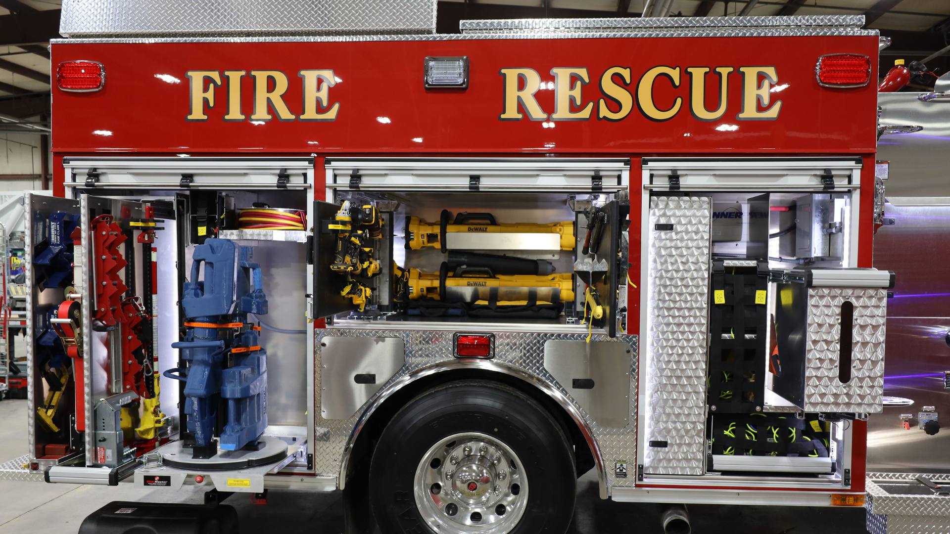 FMI CO | First Responder Compartment Solutions – FMI LLC